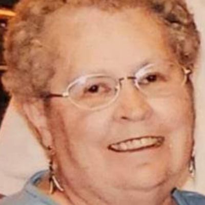 Apfel Wolfe Funeral Home Memorials and Obituaries | We Remember