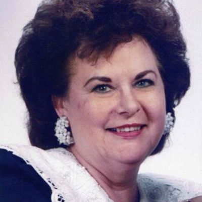 MCNETT FUNERAL HOME Memorials and Obituaries | We Remember