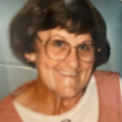 MCNEIL FUNERAL HOME Memorials and Obituaries | We Remember