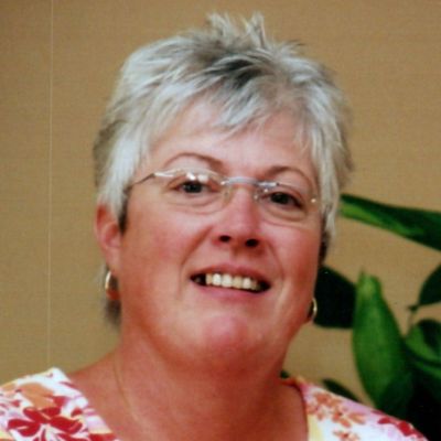 Apfel Wolfe Funeral Home Memorials and Obituaries | We Remember