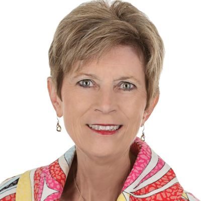 Elaine Maxey (1956-2025) | Obituary