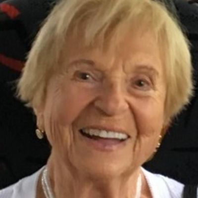 Dellavecchia Funeral Home Memorials and Obituaries | We Remember