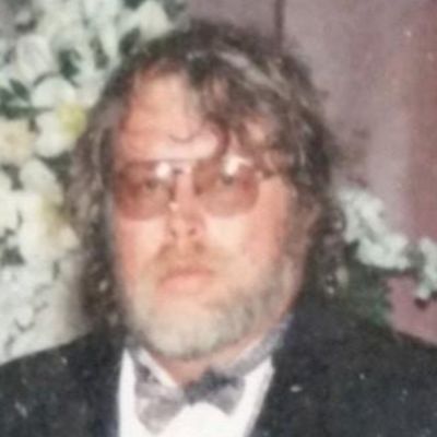 Apfel Wolfe Funeral Home Memorials and Obituaries | We Remember