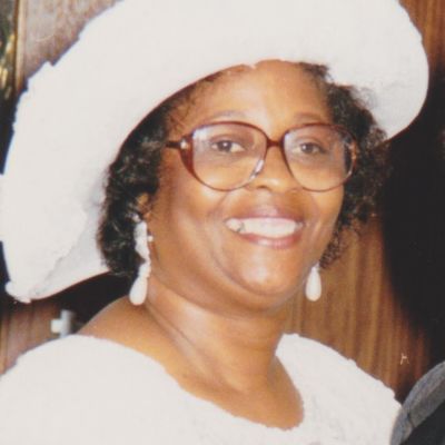 Helen Lockhart (1940-2022) | Obituary
