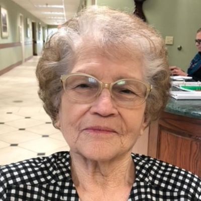 Maria Solis (1934-2022) | Obituary