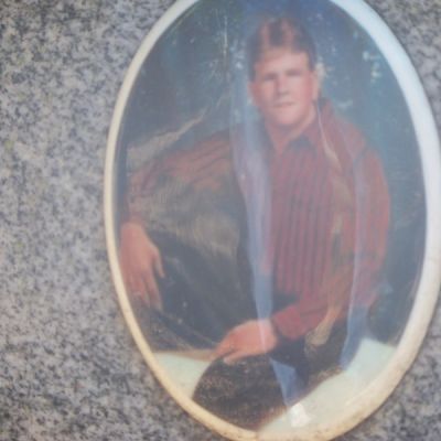 Robert Worley (1972-1993) | Obituary