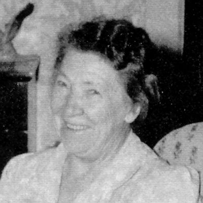 Laura Earl (1883-1979) | Obituary