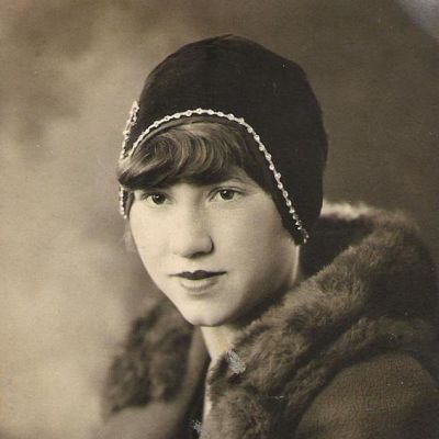 Della Weeks (1887-1979) | Obituary
