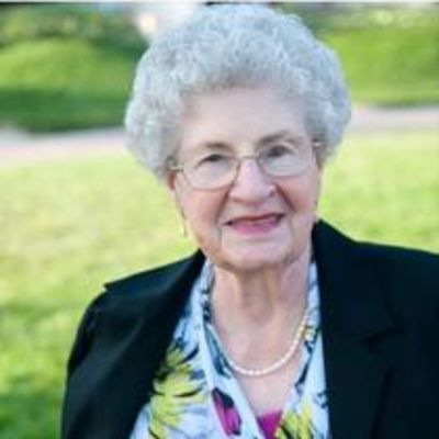 Julia Steiger (1927-2015) | Obituary