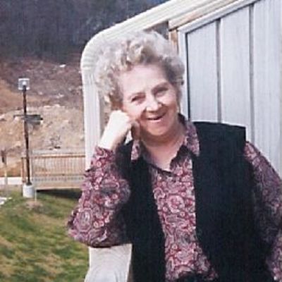 Helen Barr (1931-2018) | Obituary